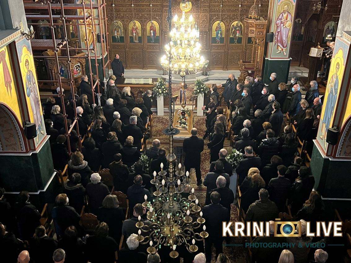 Στην αγκαλιά της γενέθλιας γης, της γενέτειράς του Οιχαλίας, αναπαύεται ...