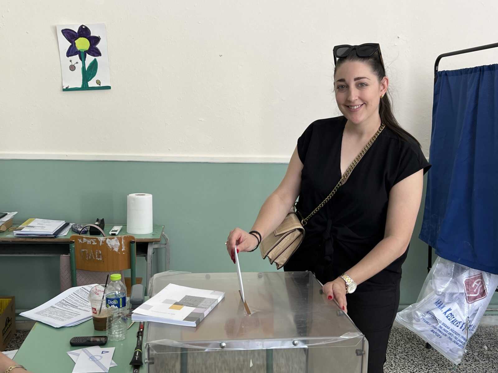 Σε εξέλιξη η εκλογική διαδικασία για την ανάδειξη των αυτοδιοικητικών Αρχών