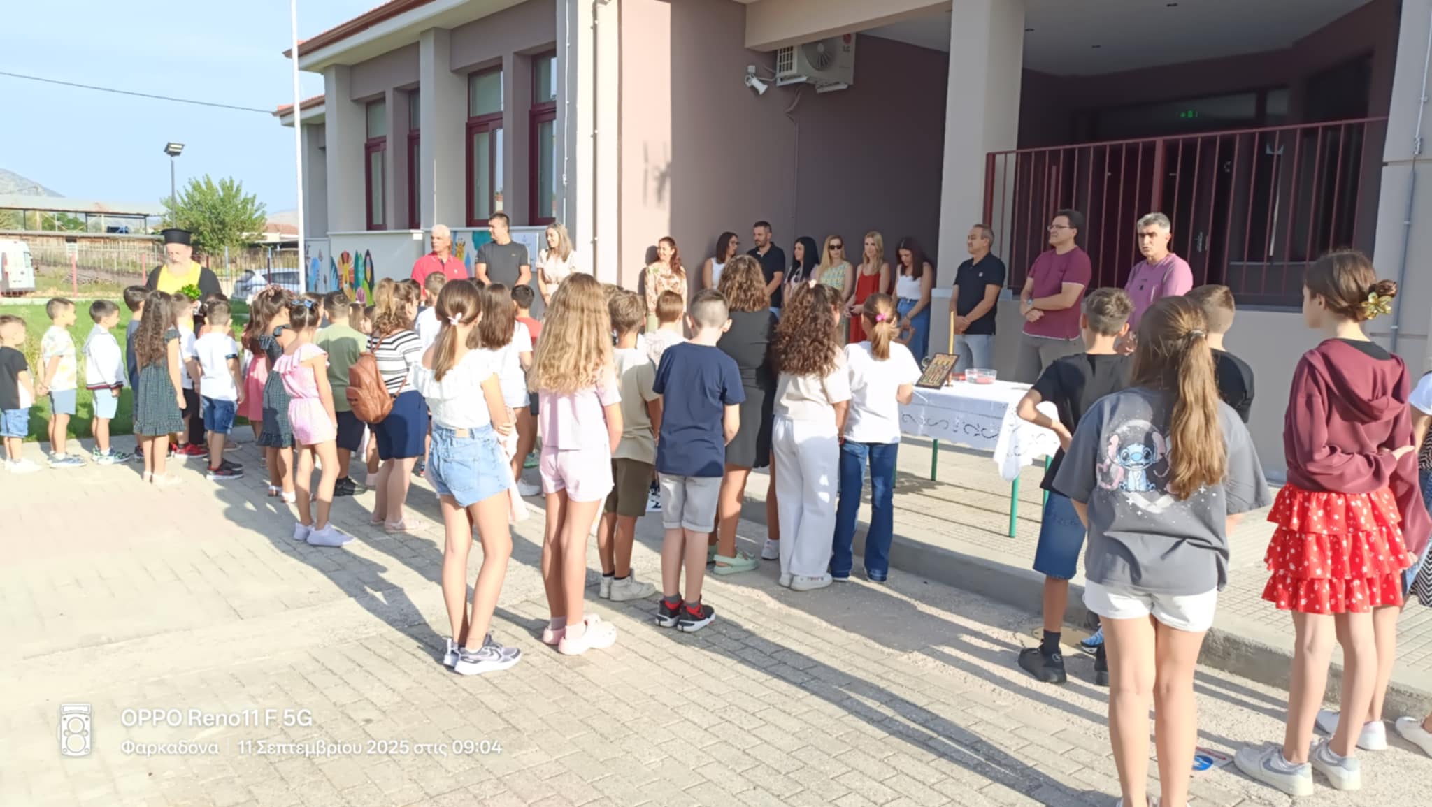 Με χαμόγελα, αισιοδοξία και ευχές για πρόοδο και υγεία ξεκίνησε σήμερα ...